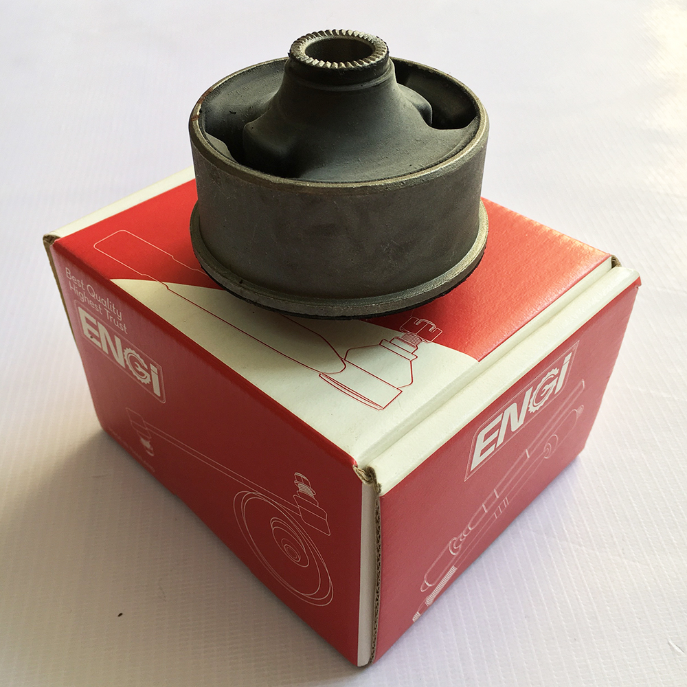 Cao su càng A lớn xe Altis 2001-2014, mã số 4865512170